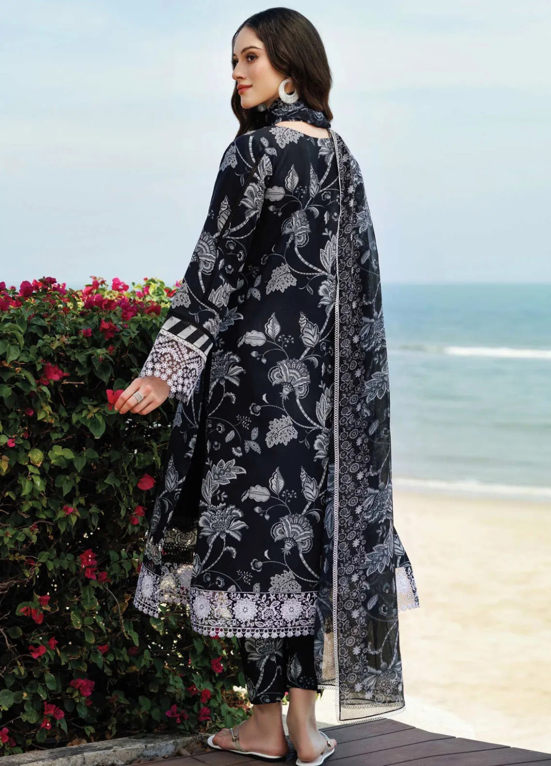 Aurea by Farasha Embroidered Lawn Suit Unstitched 3 Piece FSH25AL D-05 ...